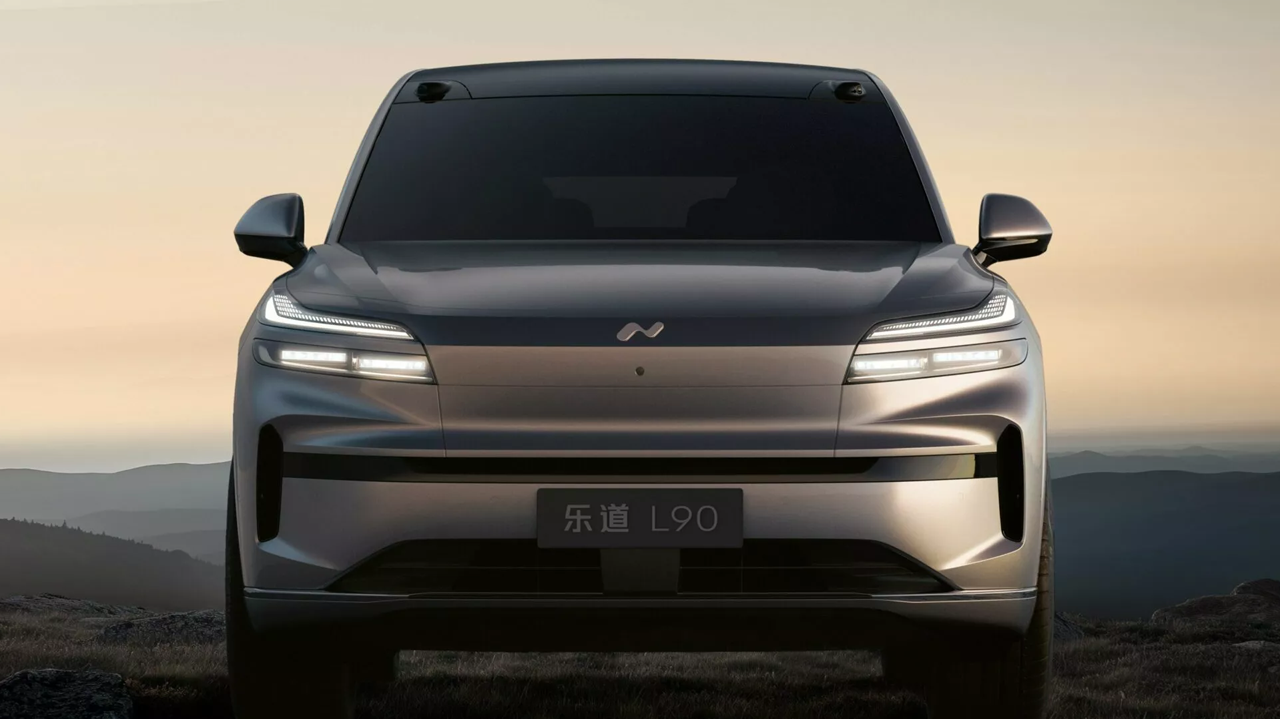 EV9 GT·아이오닉 9 압도한 괴물 파워, 3열 전기 SUV 나왔다