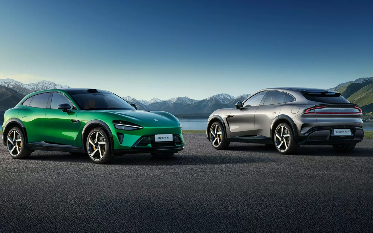 ‘급하면 테슬라 사세요’… 24만대 샤오미 YU7 품절 대란에 CEO 대응